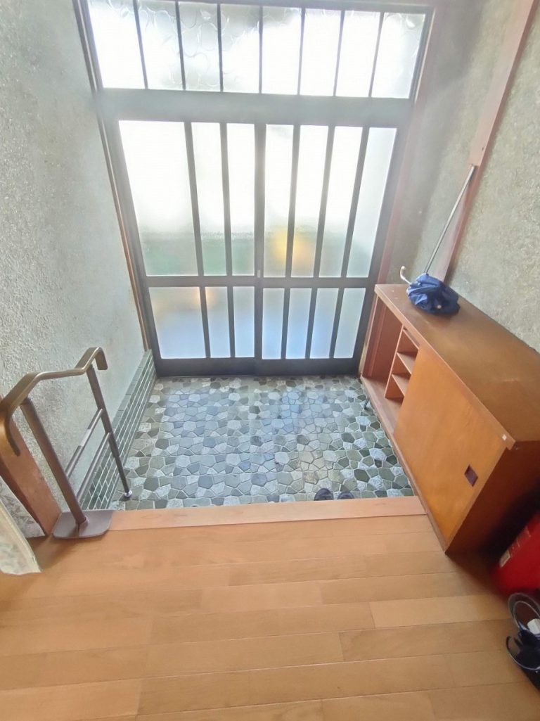 【値下げ】愛南町城辺 売戸建て住宅 3LDK 498万円 城辺小・中学校近くで津波浸水想定区域外の車庫付きの売家 空き家バンク登録物件 | 有限会社千寿 不動産部ホームページ